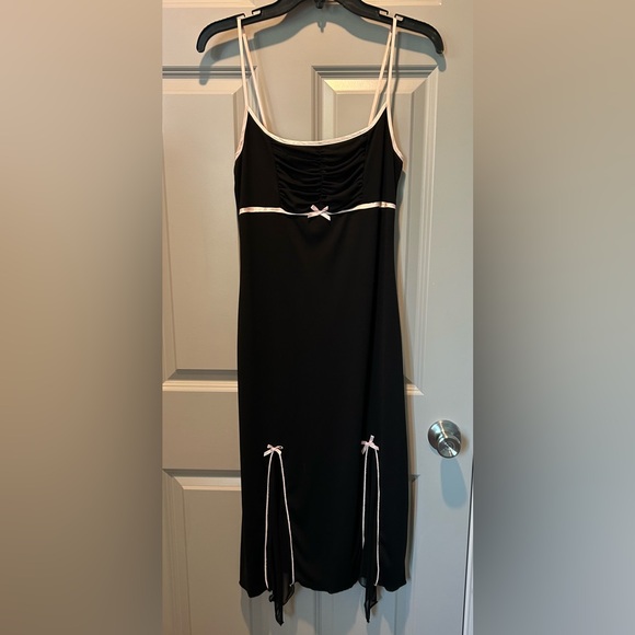 Studio Y | Dresses | Vintage Studio Y Black Dress With Pink Bow Accents ...